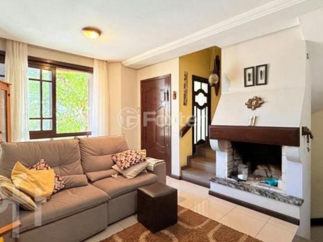 Casa, 3 dormitórios, 248.71 m², em Vila Ipiranga