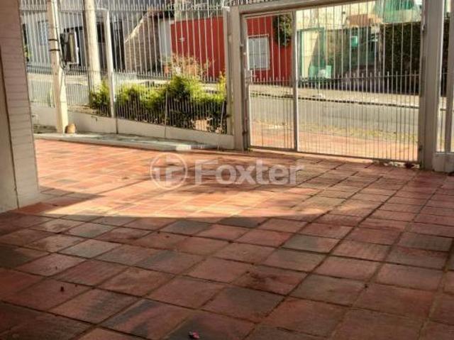 Casa, 3 dormitórios, 249 m², em Teresópolis