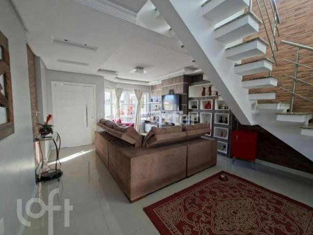 Casa, 3 dormitórios, 249.77 m², em Sarandi