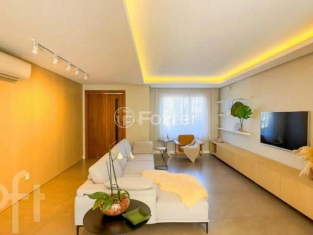 Casa, 3 dormitórios, 240 m², em Estância Velha