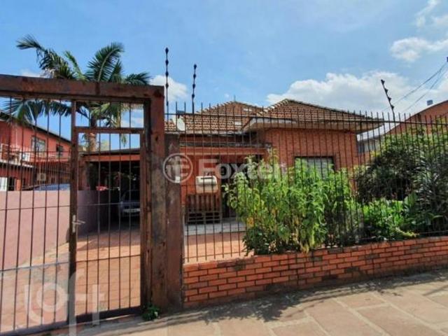 Casa, 3 dormitórios, 240 m², em Navegantes