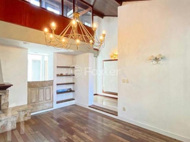 Casa, 3 dormitórios, 240 m², em Tristeza