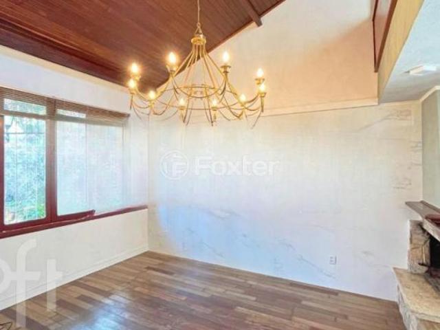 Casa, 3 dormitórios, 240 m², em Tristeza