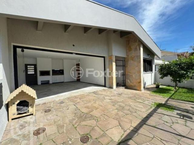 Casa, 3 dormitórios, 255 m², em Jardim Lindóia