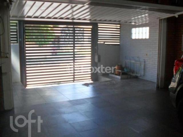 Casa, 3 dormitórios, 256.34 m², em Igara