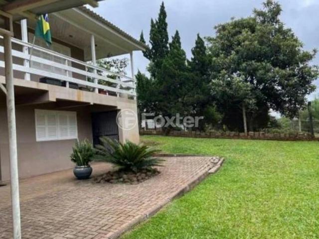 Casa, 3 dormitórios, 250 m², em california