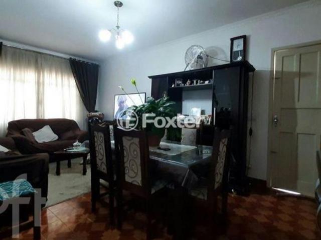 Casa, 3 dormitórios, 250 m², em Jardim Irapiranga