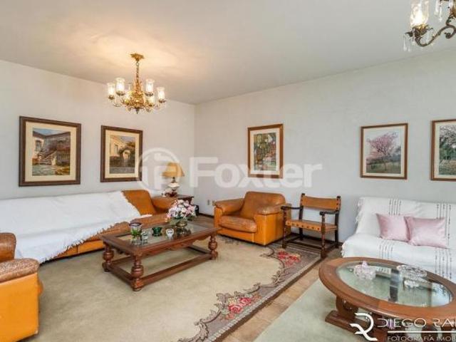 Casa, 3 dormitórios, 250 m², em Jardim Lindóia