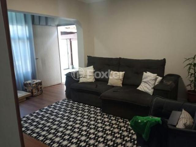 Casa, 3 dormitórios, 250 m², em Socorro