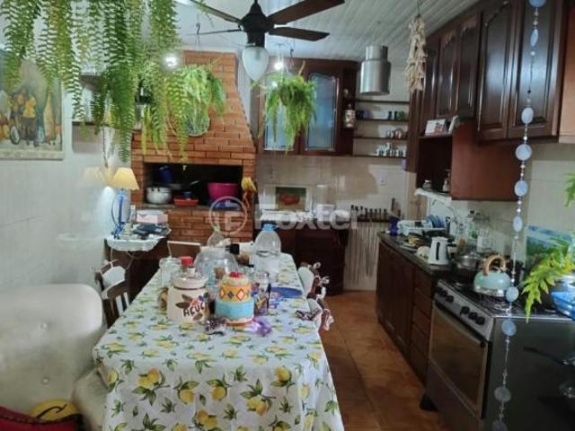 Casa, 3 dormitórios, 250 m², em Sarandi