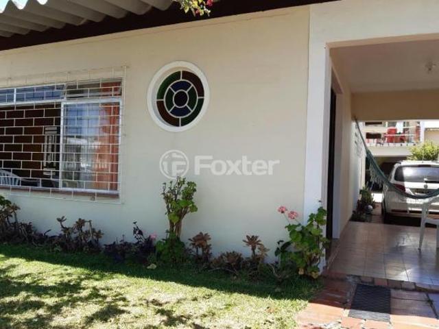 Casa, 3 dormitórios, 251 m², em Zona Nova