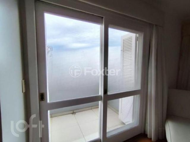 Casa, 3 dormitórios, 266 m², em São José