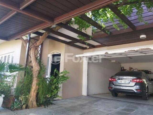 Casa, 3 dormitórios, 268 m², em São José