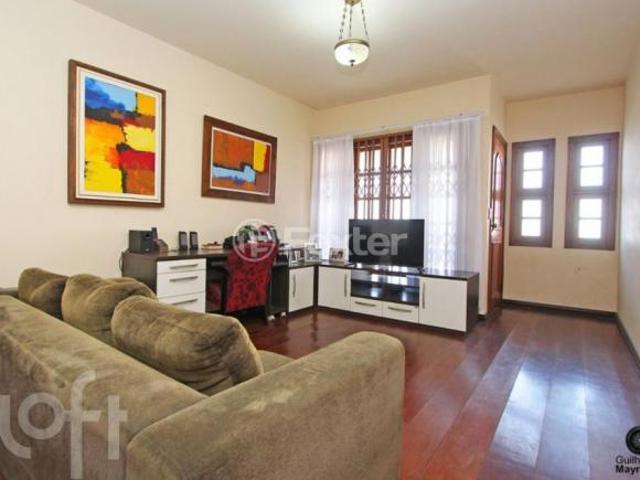 Casa, 3 dormitórios, 260 m², em Rubem Berta