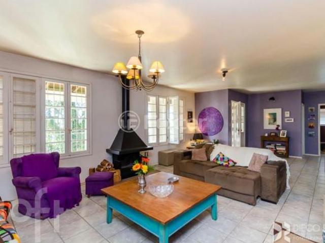 Casa, 3 dormitórios, 260 m², em Vila Conceição