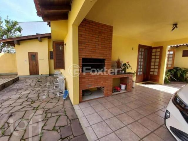 Casa, 3 dormitórios, 261.55 m², em São José