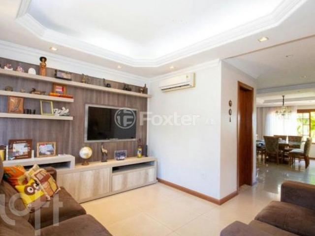 Casa, 3 dormitórios, 263 m², em Santo Antônio