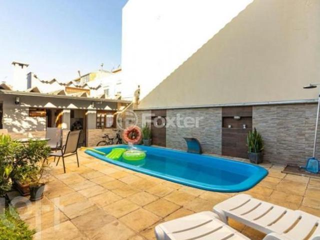 Casa, 3 dormitórios, 274 m², em Medianeira