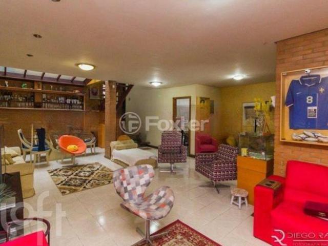 Casa, 3 dormitórios, 278 m², em Medianeira