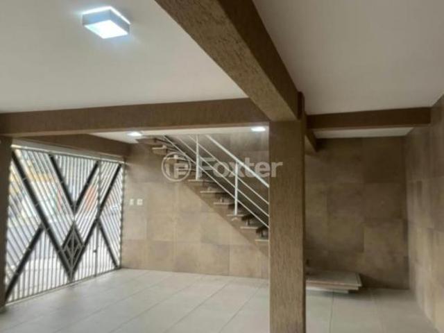 Casa, 3 dormitórios, 272 m², em Vila Carrão
