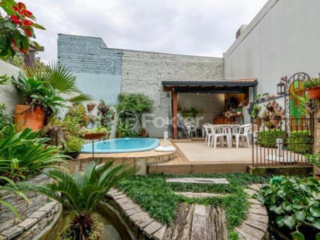 Casa, 3 dormitórios, 272.55 m², em Ipanema