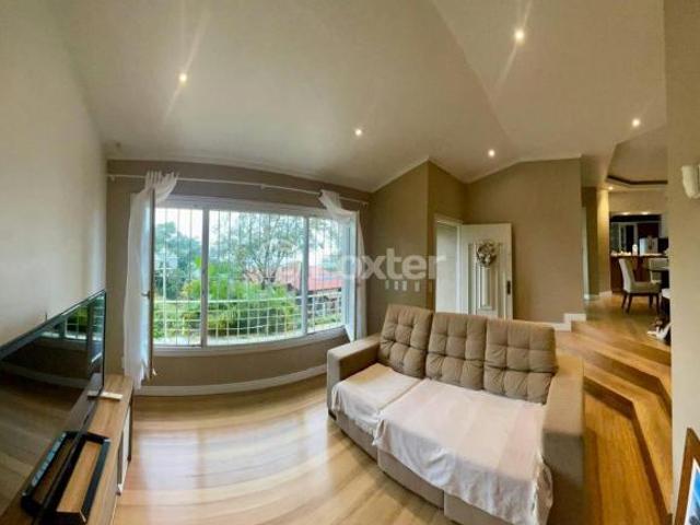 Casa, 3 dormitórios, 285.35 m², em Teresópolis