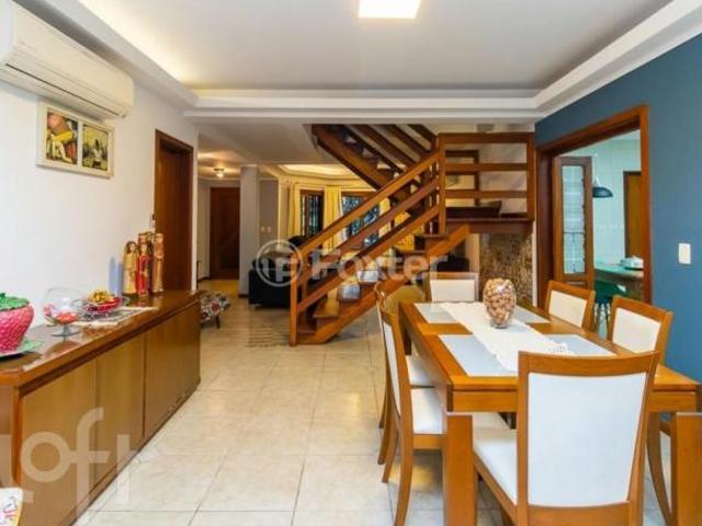 Casa, 3 dormitórios, 287 m², em Partenon