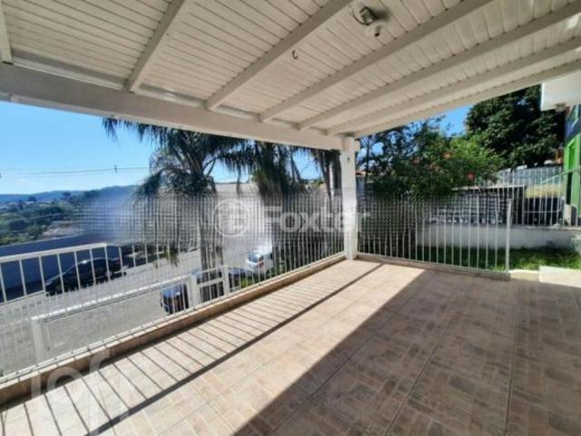 Casa, 3 dormitórios, 288.72 m², em Guarani