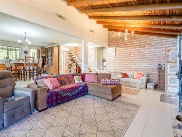 Casa, 3 dormitórios, 280 m², em Belém Velho
