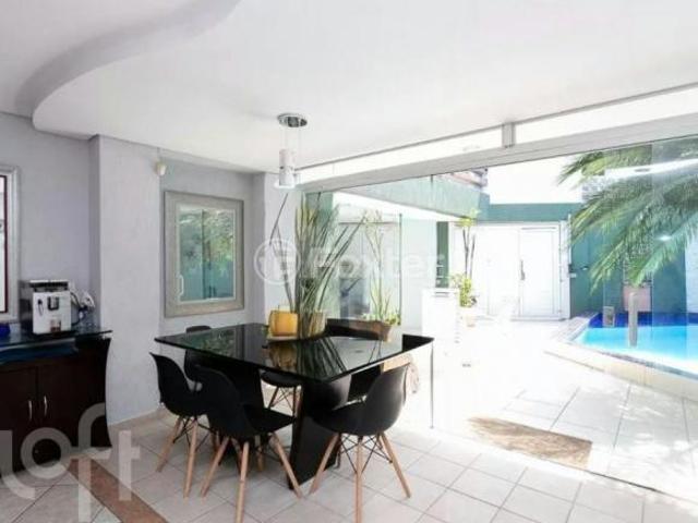 Casa, 3 dormitórios, 280 m², em Vila Madalena