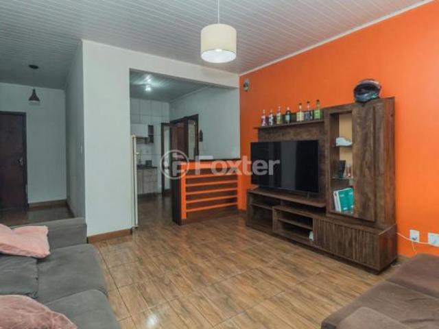 Casa, 3 dormitórios, 295.08 m², em Restinga