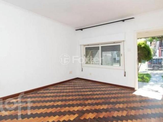 Casa, 3 dormitórios, 298 m², em Medianeira