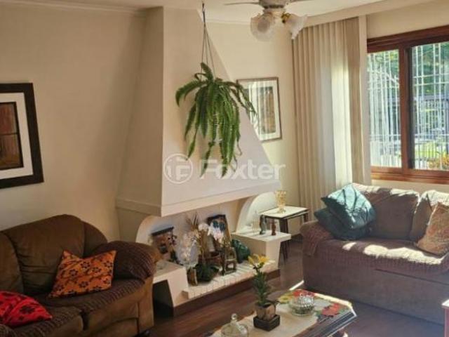 Casa, 3 dormitórios, 290 m², em Vila Ipiranga