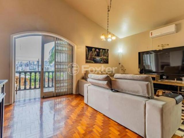 Casa, 3 dormitórios, 291.36 m², em Primavera