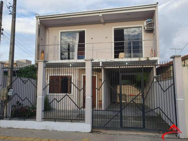 Casa, 3 Dormitórios, 2 Banheiros, 180m², Bairro Estância Velha, Canoas