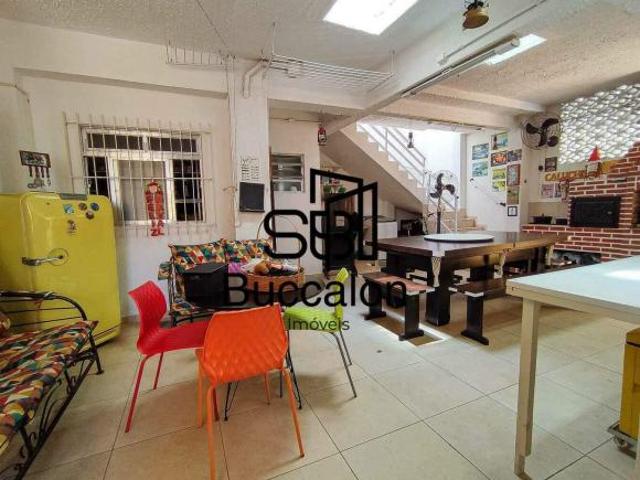 CASA 3 DORMITÓRIOS 2 SUÍTES CLOSET CHURRASQUEIRA PISCINA 3 VAGAS DE GARAGEM