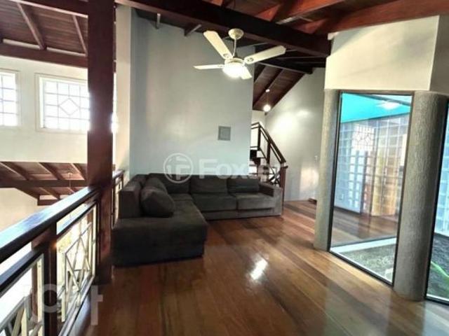 Casa, 3 dormitórios, 304.78 m², em Jardim América