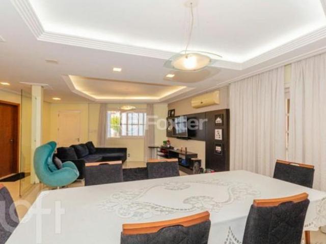 Casa, 3 dormitórios, 307.68 m², em Estância Velha