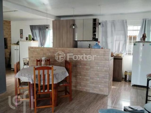 Casa, 3 dormitórios, 300 m², em Capão Novo