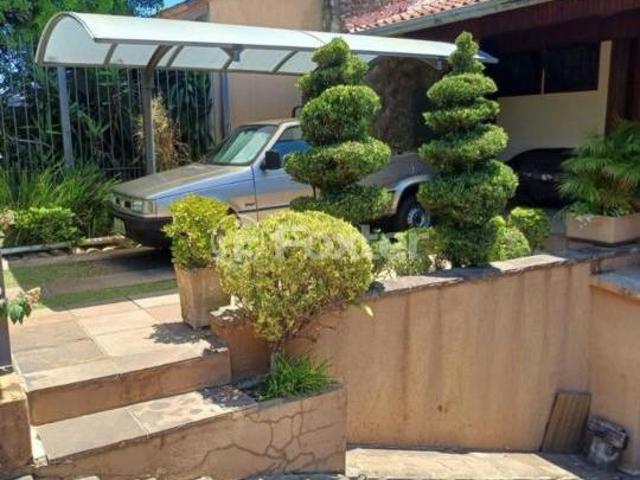 Casa, 3 dormitórios, 300 m², em Chácara das Pedras