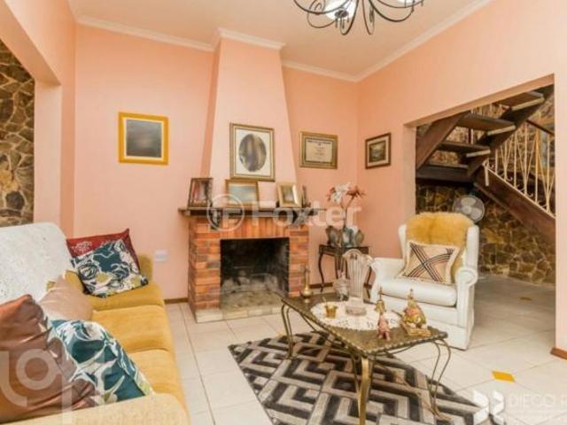 Casa, 3 dormitórios, 300 m², em Cristal