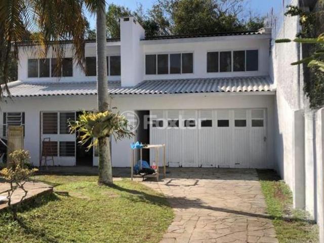 Casa, 3 dormitórios, 300 m², em Cristal