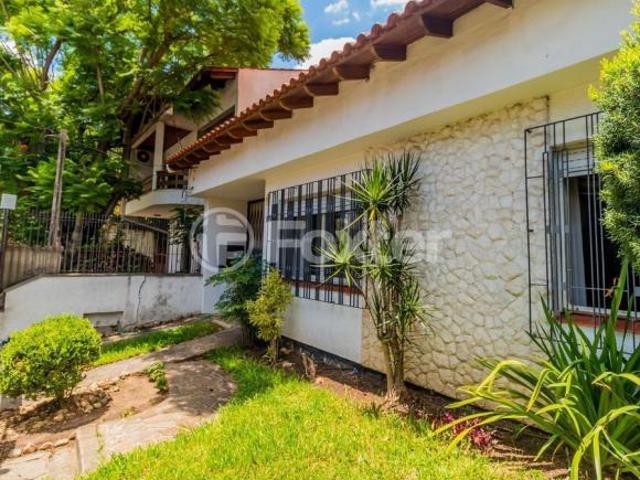 Casa, 3 dormitórios, 300 m², em Boa Vista