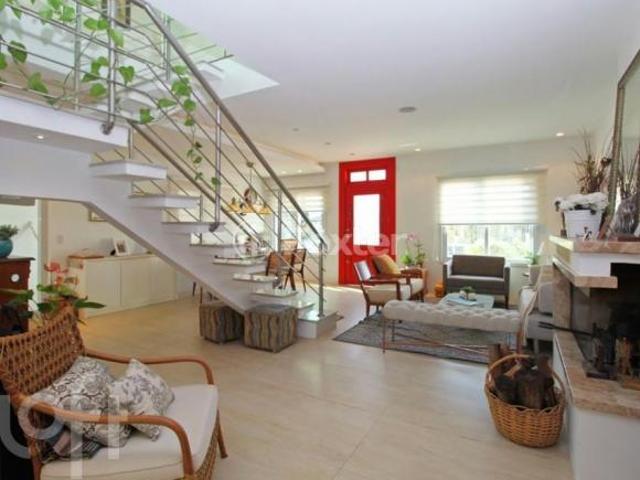 Casa, 3 dormitórios, 300 m², em Jardim Lindóia