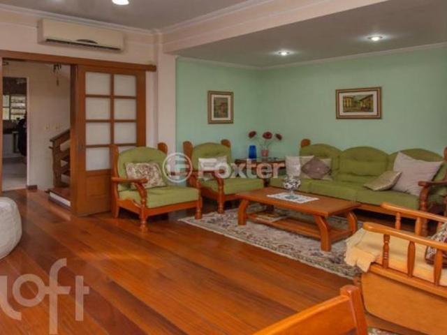 Casa, 3 dormitórios, 300 m², em Medianeira