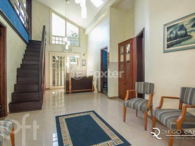 Casa, 3 dormitórios, 300 m², em Menino Deus