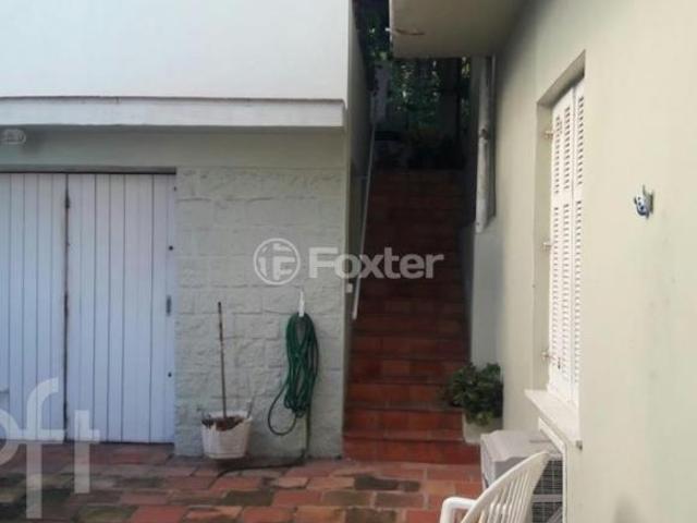 Casa, 3 dormitórios, 300 m², em Menino Deus