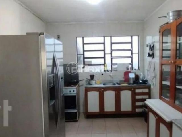 Casa, 3 dormitórios, 300 m², em Parque Florido