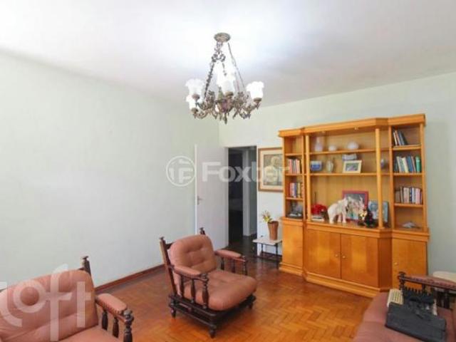 Casa, 3 dormitórios, 300 m², em Teresópolis