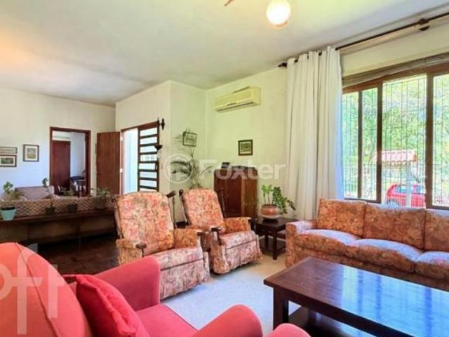 Casa, 3 dormitórios, 300 m², em Vila Assunção